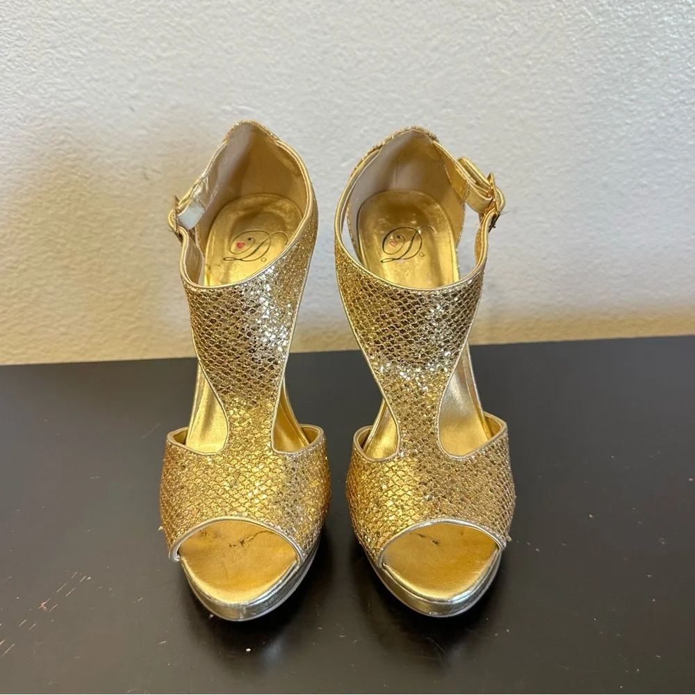 Shoes | Gold Sparkle Glitter High Heels | Poshmark